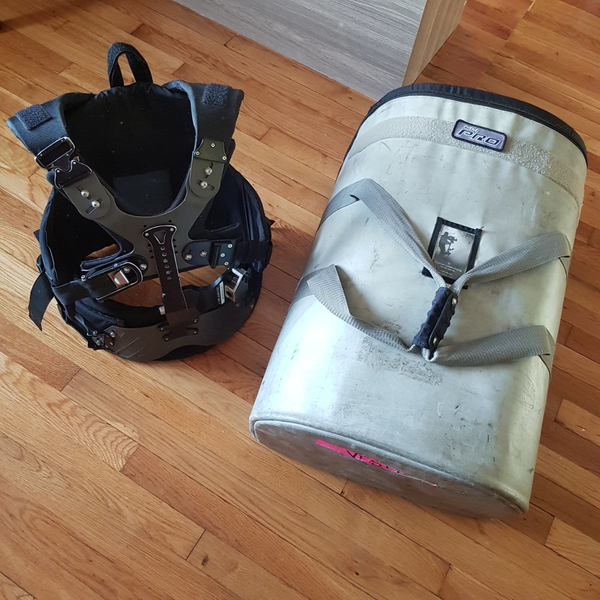 Pro & Klassen Vests (Goofy) and AKS - Steadicam Marketplace - For Sale ...