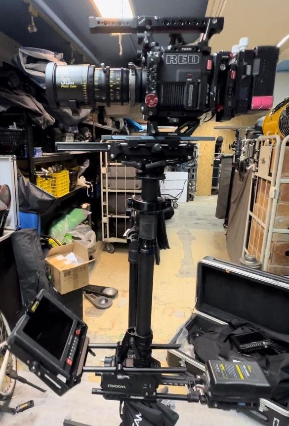 Tiffen Steadicam Shadow/Phantom sled with Transvideo 8' Monitor ...