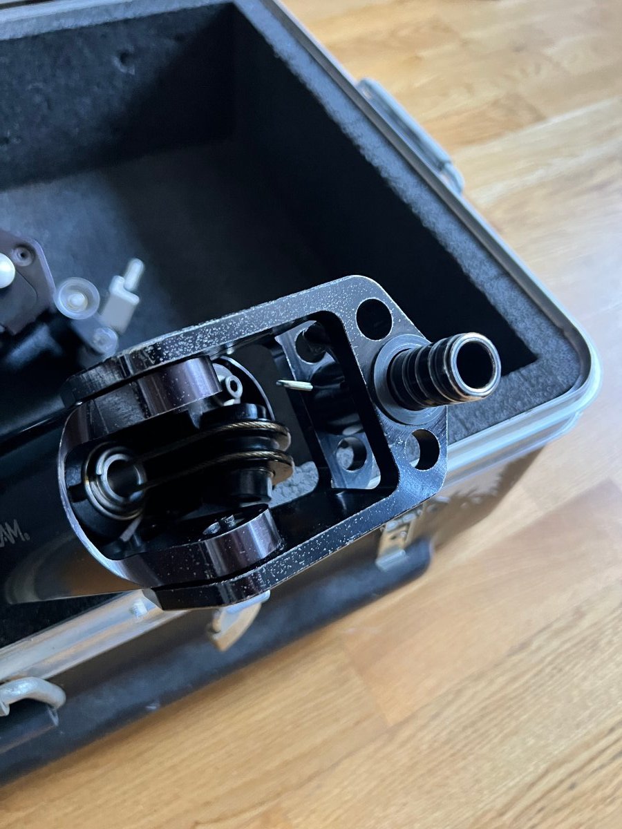 Master Arm + Ultra Vest + Flight Case - Steadicam Marketplace - For ...