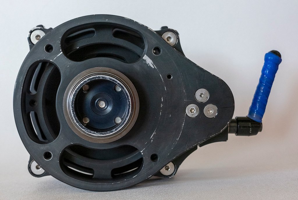 8 Ball - 4 Way Leveling Head and Rotating Offset - Steadicam ...