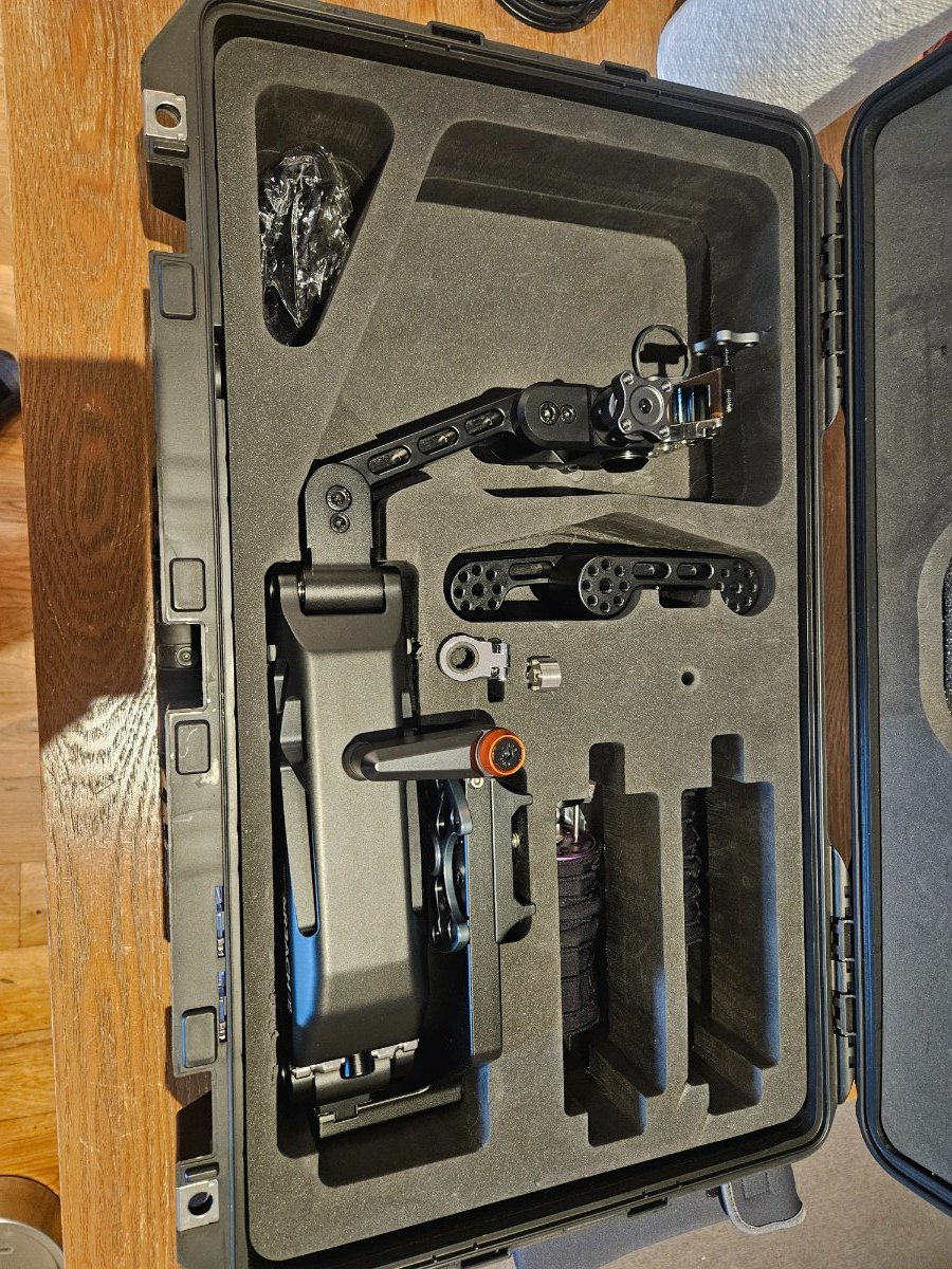 Flowcine xReach - Steadicam Marketplace - For Sale - The Steadicam Forum